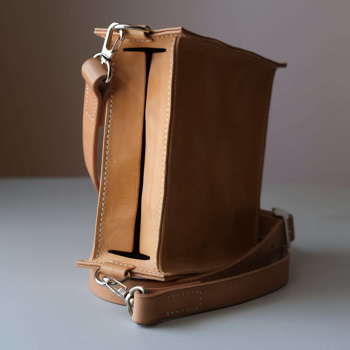 DS-071 The Barge Bag Digital Pattern – Rocky Mountain Leather Supply